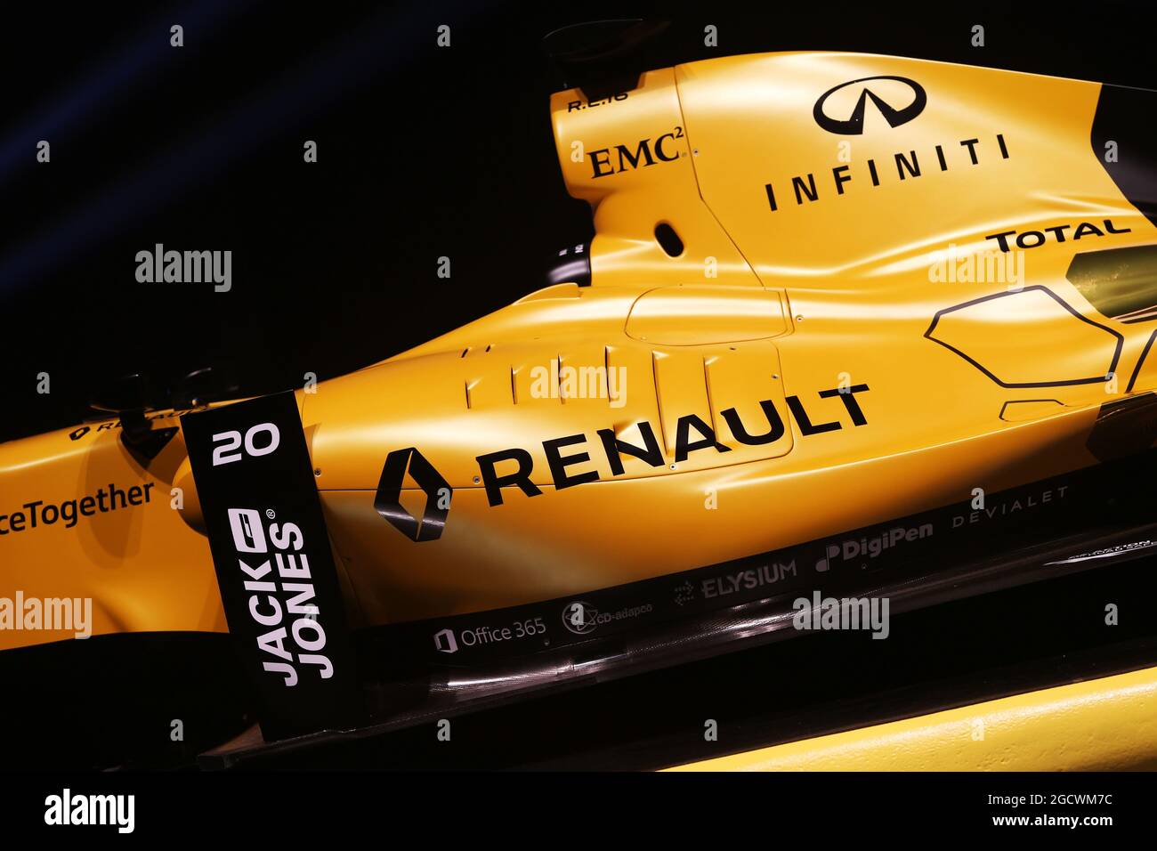 Team renault livery reveal hi-res stock photography and images - Alamy