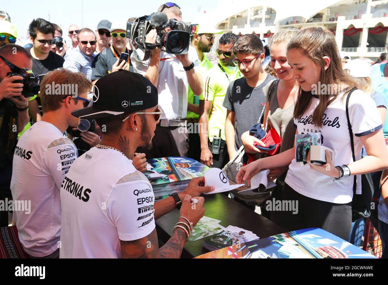 Mercedes amg f1 sign autographs for fans hi-res stock photography and ...