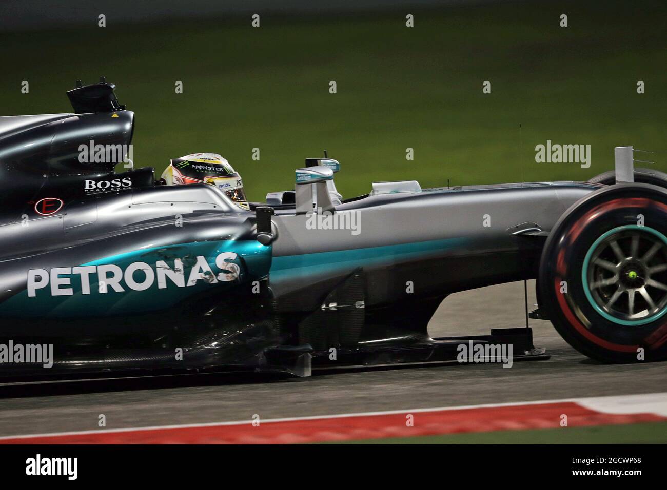 Lewis Hamilton (GBR) Mercedes AMG F1 W07 Hybrid with a damaged floor ...