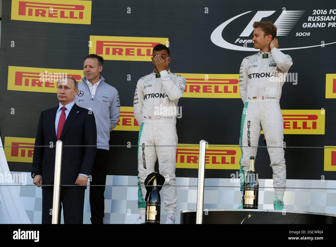Russian president vladimir putin podium hi-res stock photography and ...
