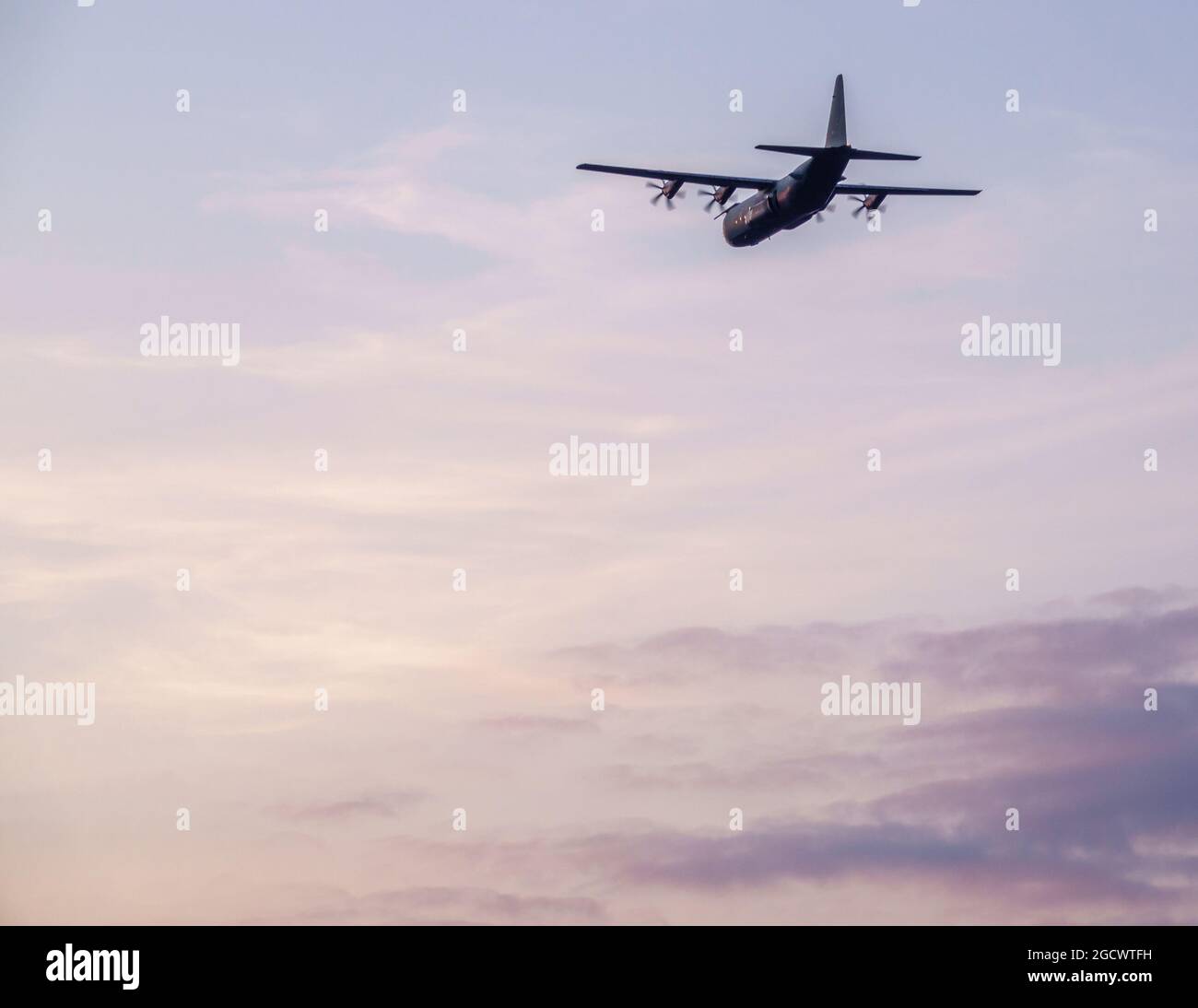 Raf lockheed c130 hercules hi-res stock photography and images - Alamy