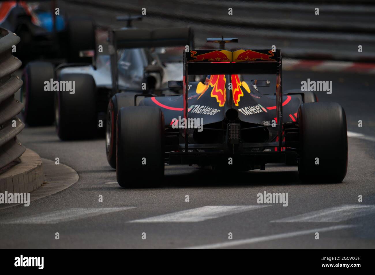 Daniel Ricciardo (AUS) Red Bull Racing RB12. Monaco Grand Prix, Sunday ...