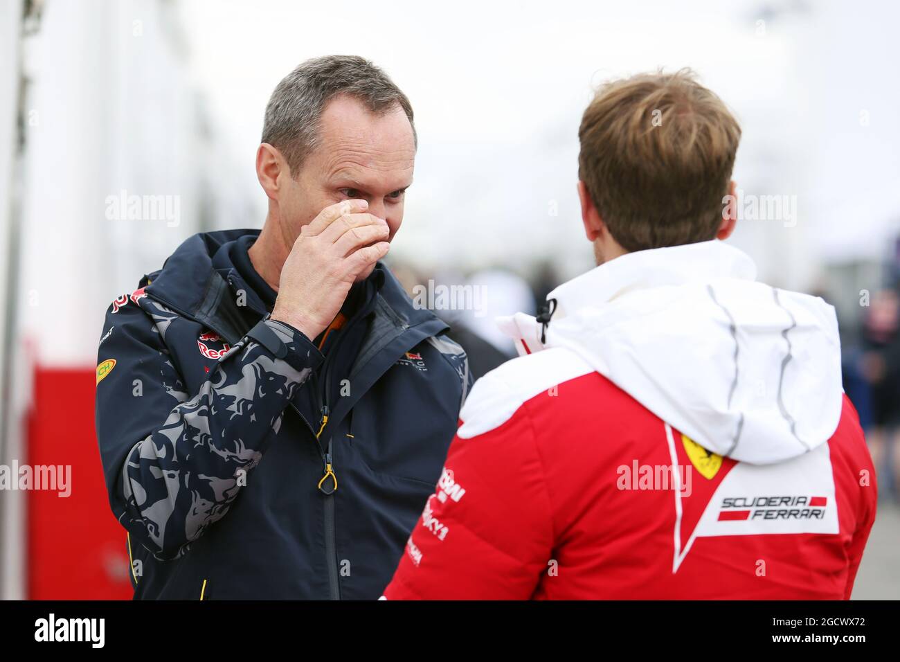 (L to R): Paul Monaghan (GBR) Red Bull Racing Chief Engineer with ...