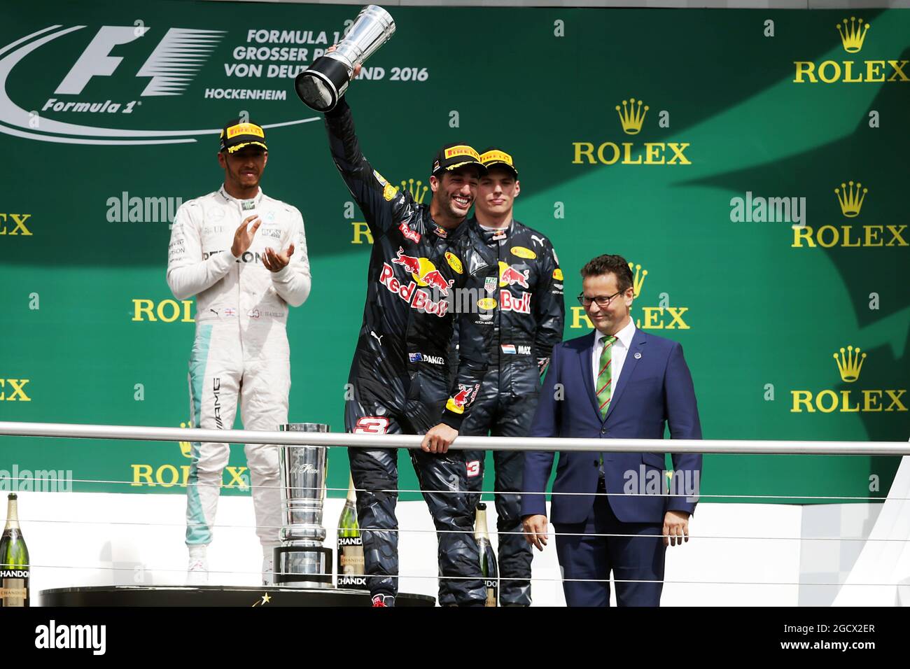 Daniel Ricciardo (AUS) Red Bull Racing celebrates his second position ...