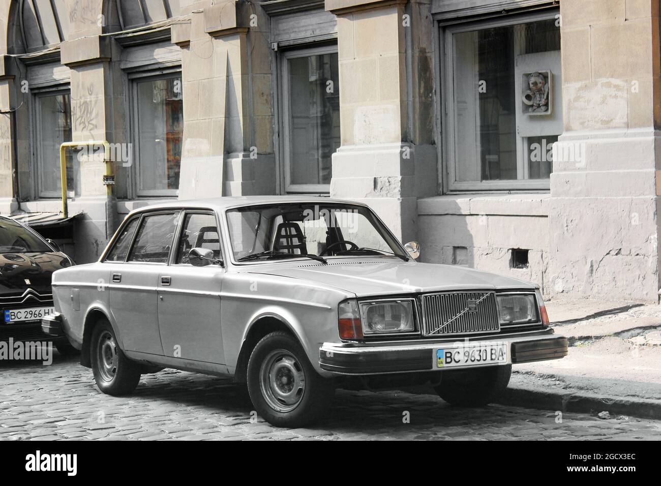 Old volvo car hi-res stock photography and images - Alamy