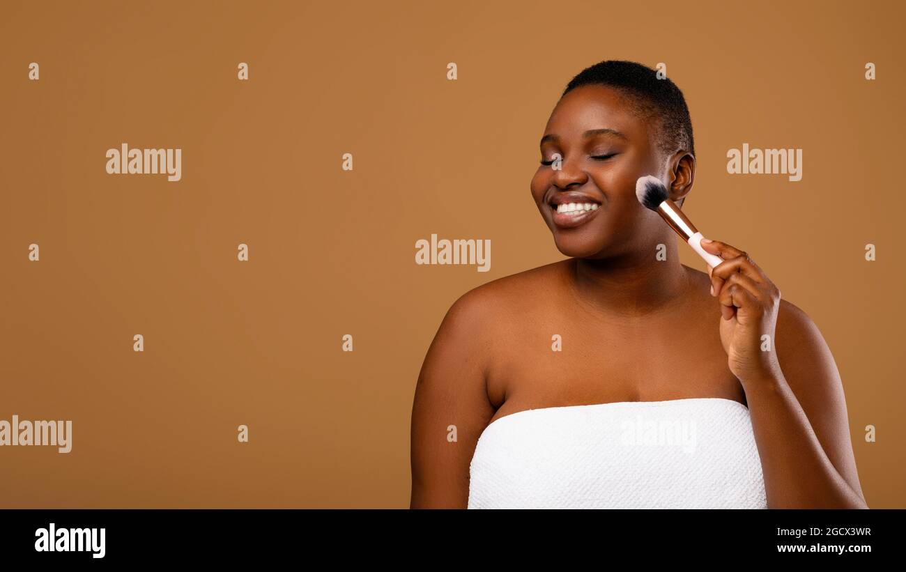 Fat face fashion hi-res stock photography and images - Alamy