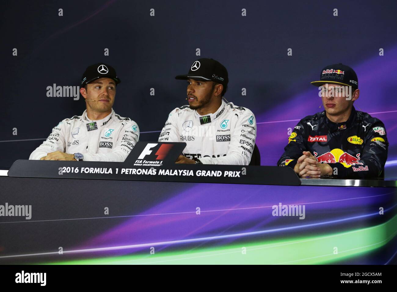 Qualifying top three in the FIA Press Conference (L to R): Nico Rosberg ...