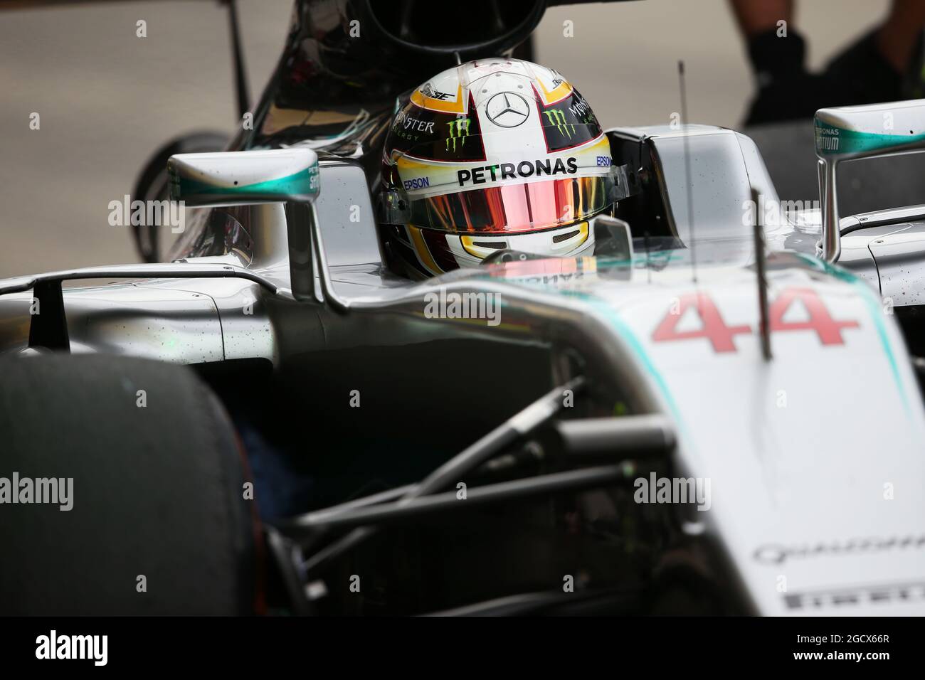 Mercedes amg f1 w07 hybrid hi-res stock photography and images - Alamy