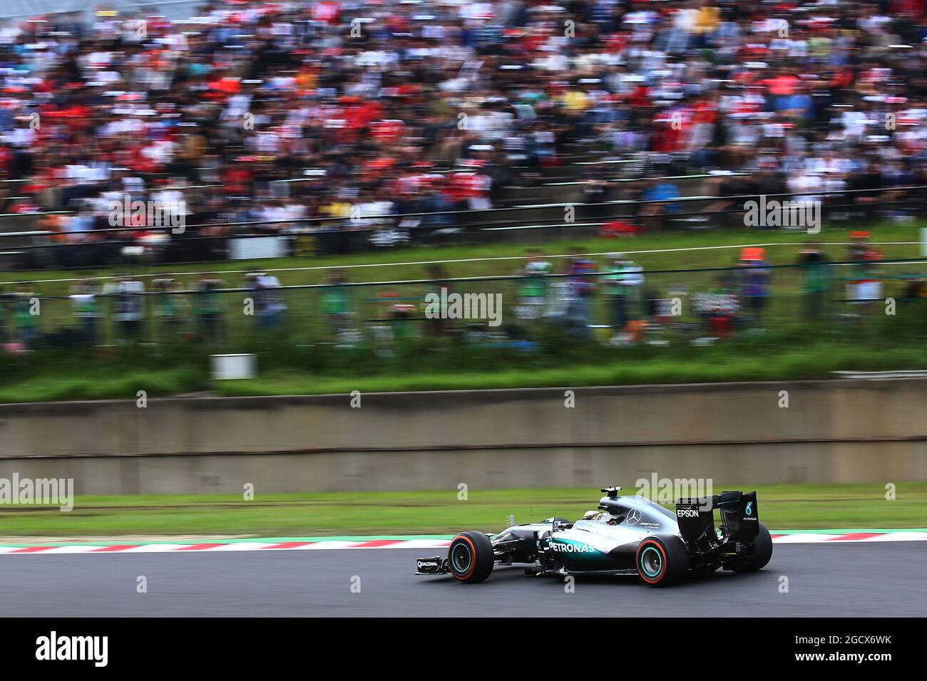 Mercedes amg f1 w07 hybrid lewis hamilton hi-res stock photography and ...