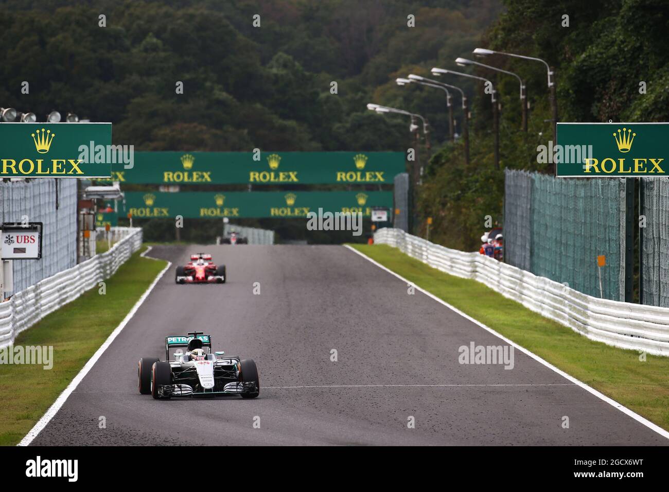 Mercedes amg f1 w07 hybrid lewis hamilton hi-res stock photography and ...