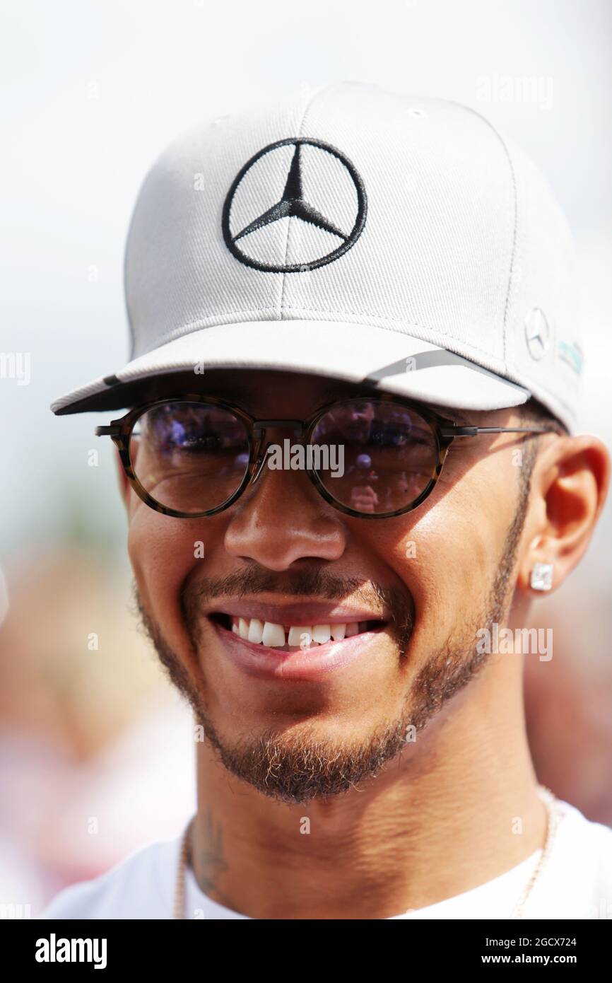 Lewis hamilton 2016 cota hi-res stock photography and images - Alamy