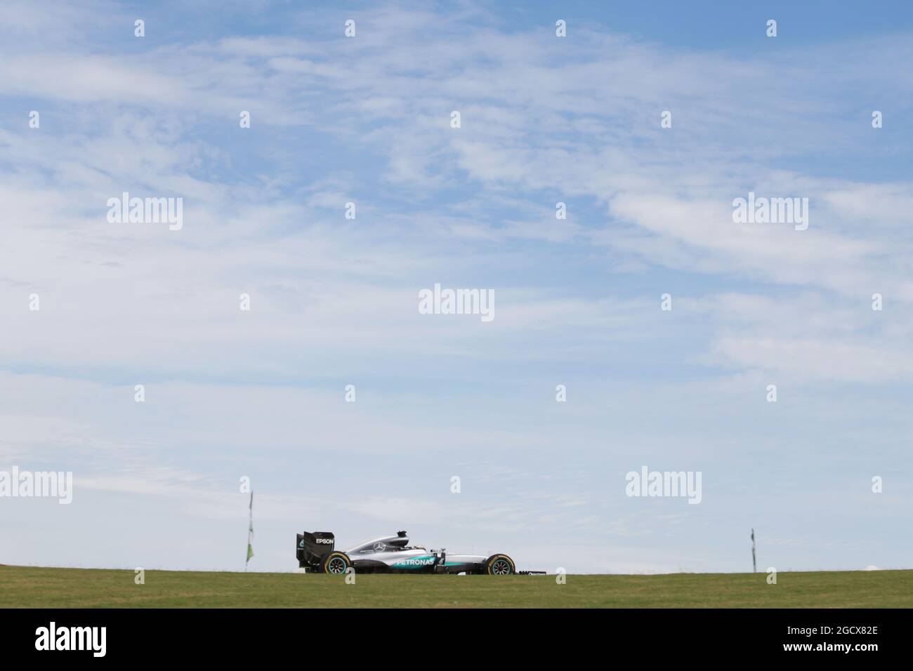 Lewis Hamilton (GBR) Mercedes AMG F1 W07 Hybrid. United States Grand ...