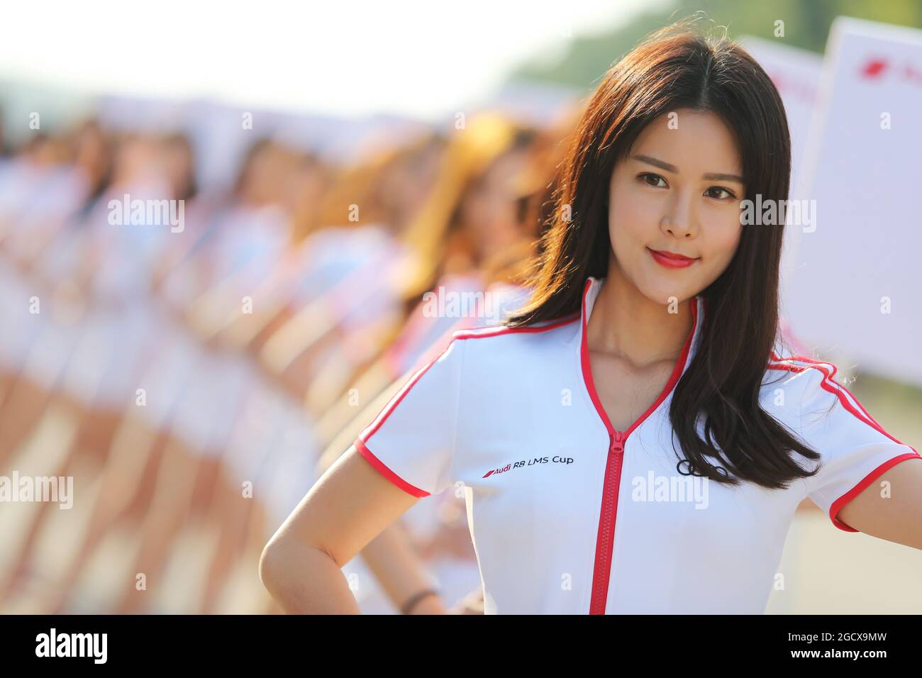 Chinese grid girls circuit hi-res stock photography and images - Alamy