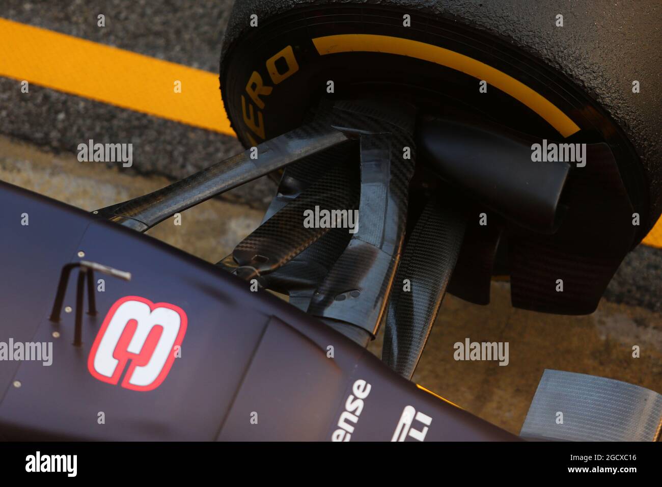 Red bull racing rb13 front suspension detail hi-res stock photography ...