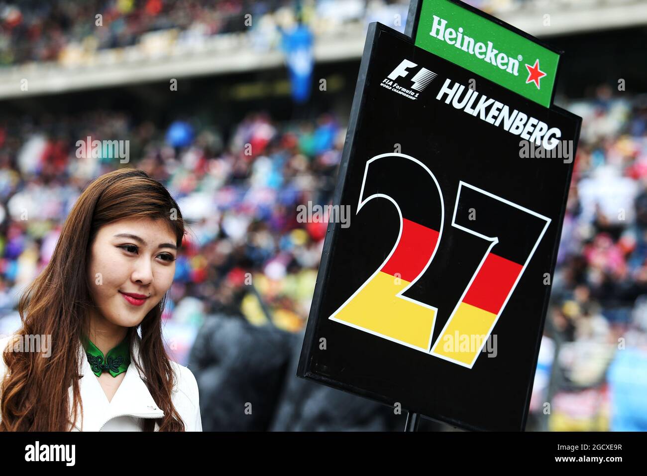 Grid girl china hi-res stock photography and images - Alamy