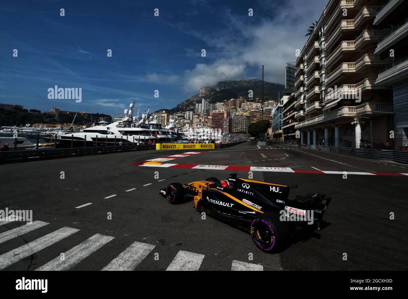 Nico Hulkenberg (GER) Renault Sport F1 Team RS17. Monaco Grand Prix ...