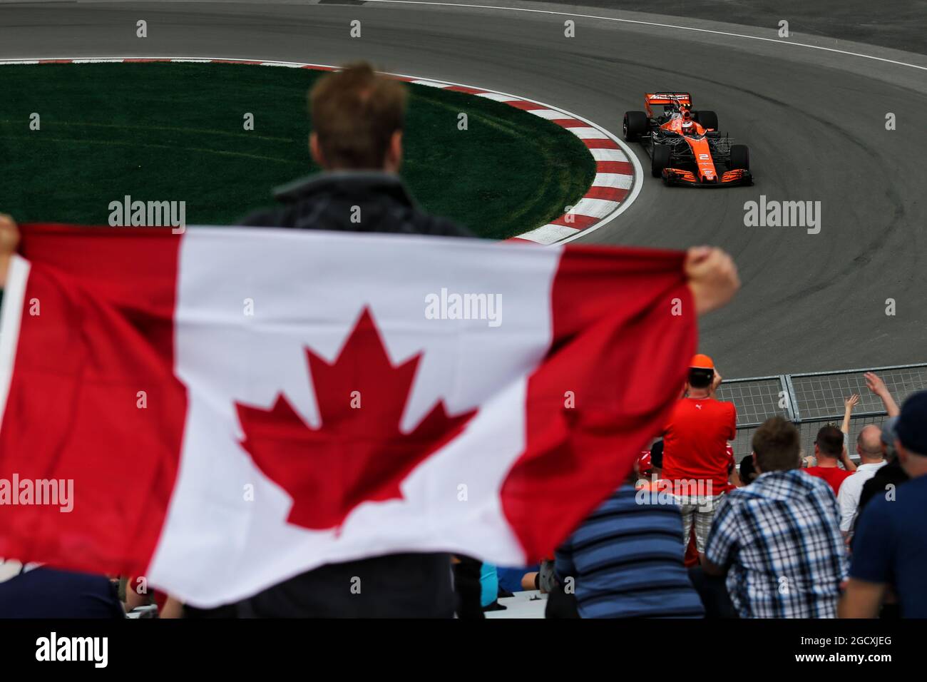 Stoffel Vandoorne (BEL) McLaren MCL32. Canadian Grand Prix, Friday 9th ...
