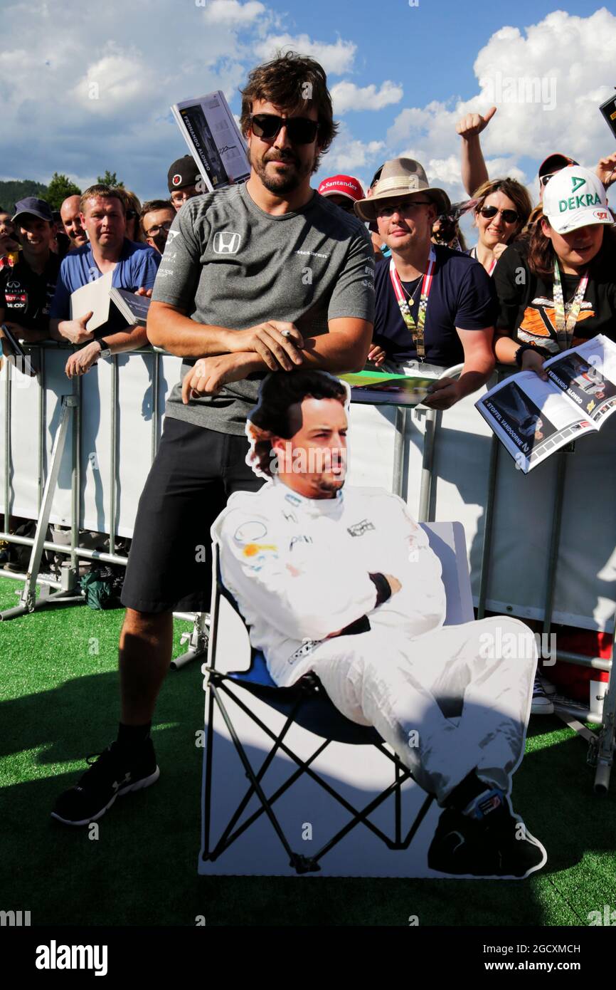 Mclaren a cardboard cutout of himself hi-res stock photography and ...