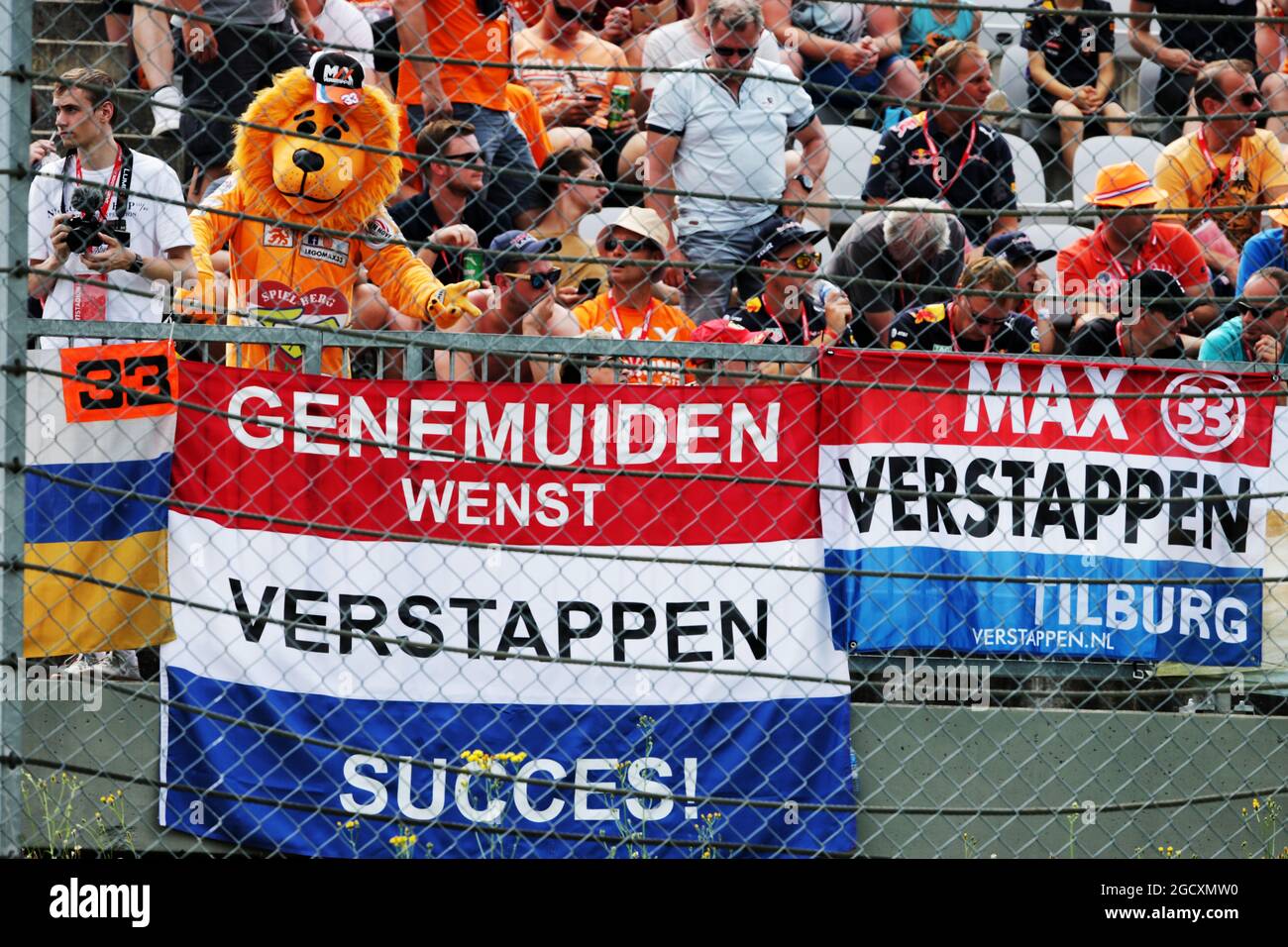 Red bull racing fans in grandstand hi-res stock photography and images ...