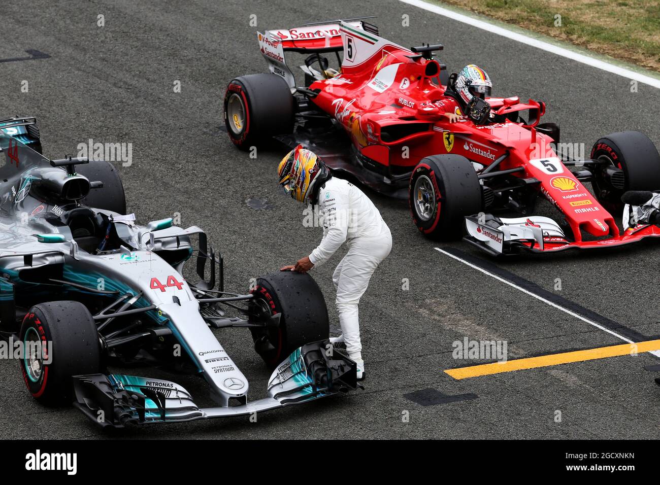 Mercedes amg f1 w08 celebrates his pole position hi-res stock ...