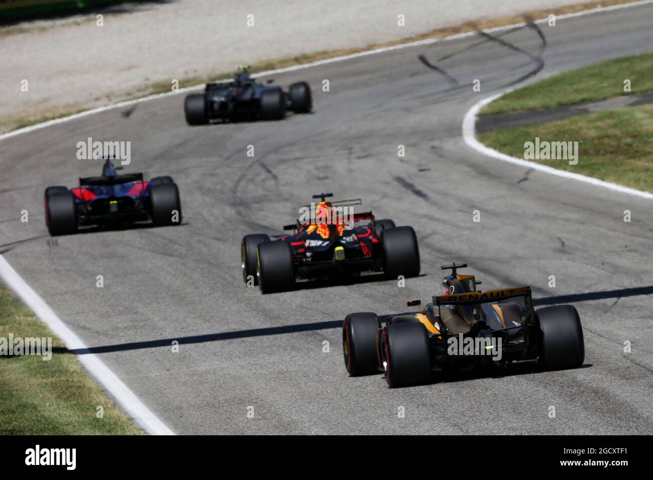 Nico Hulkenberg (GER) Renault Sport F1 Team RS17. Italian Grand Prix ...