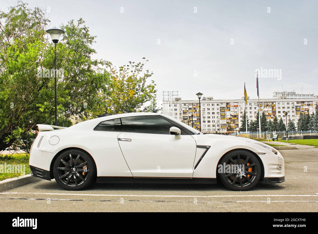 Nissan gtr r35 hi-res stock photography and images - Alamy