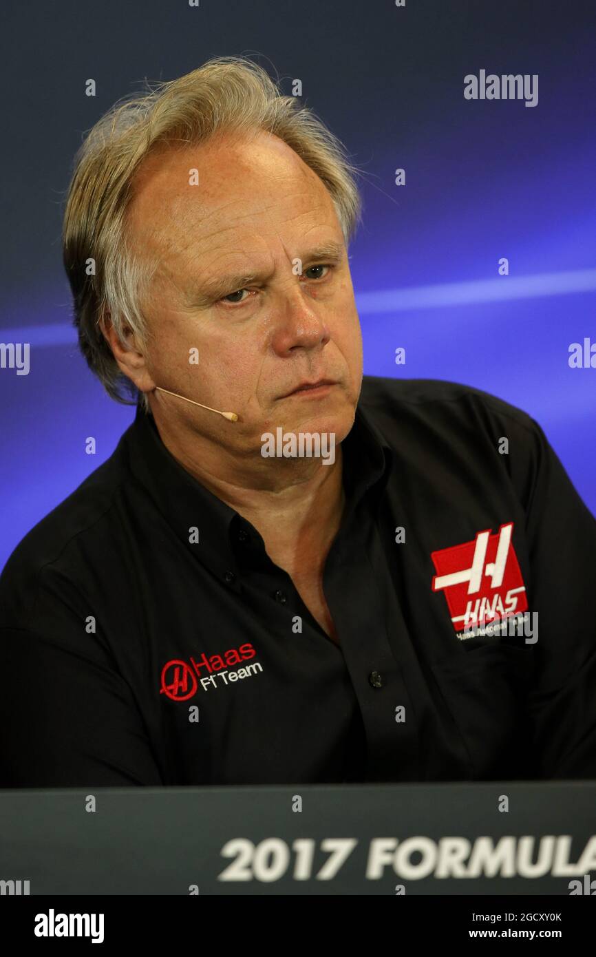 President of the united states press conference hi-res stock ...