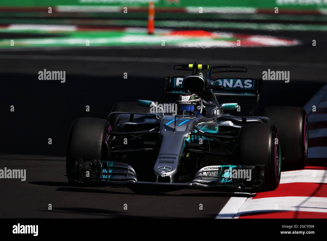 Valtteri Bottas (FIN) Mercedes AMG F1 W08. Mexican Grand Prix, Friday ...