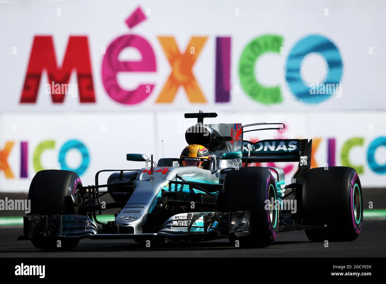 Lewis Hamilton (GBR) Mercedes AMG F1 W08. Mexican Grand Prix, Saturday ...
