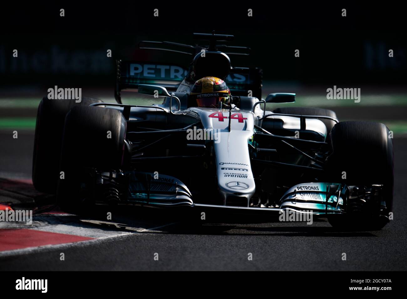 Lewis Hamilton (GBR) Mercedes AMG F1 W08. Mexican Grand Prix, Saturday ...