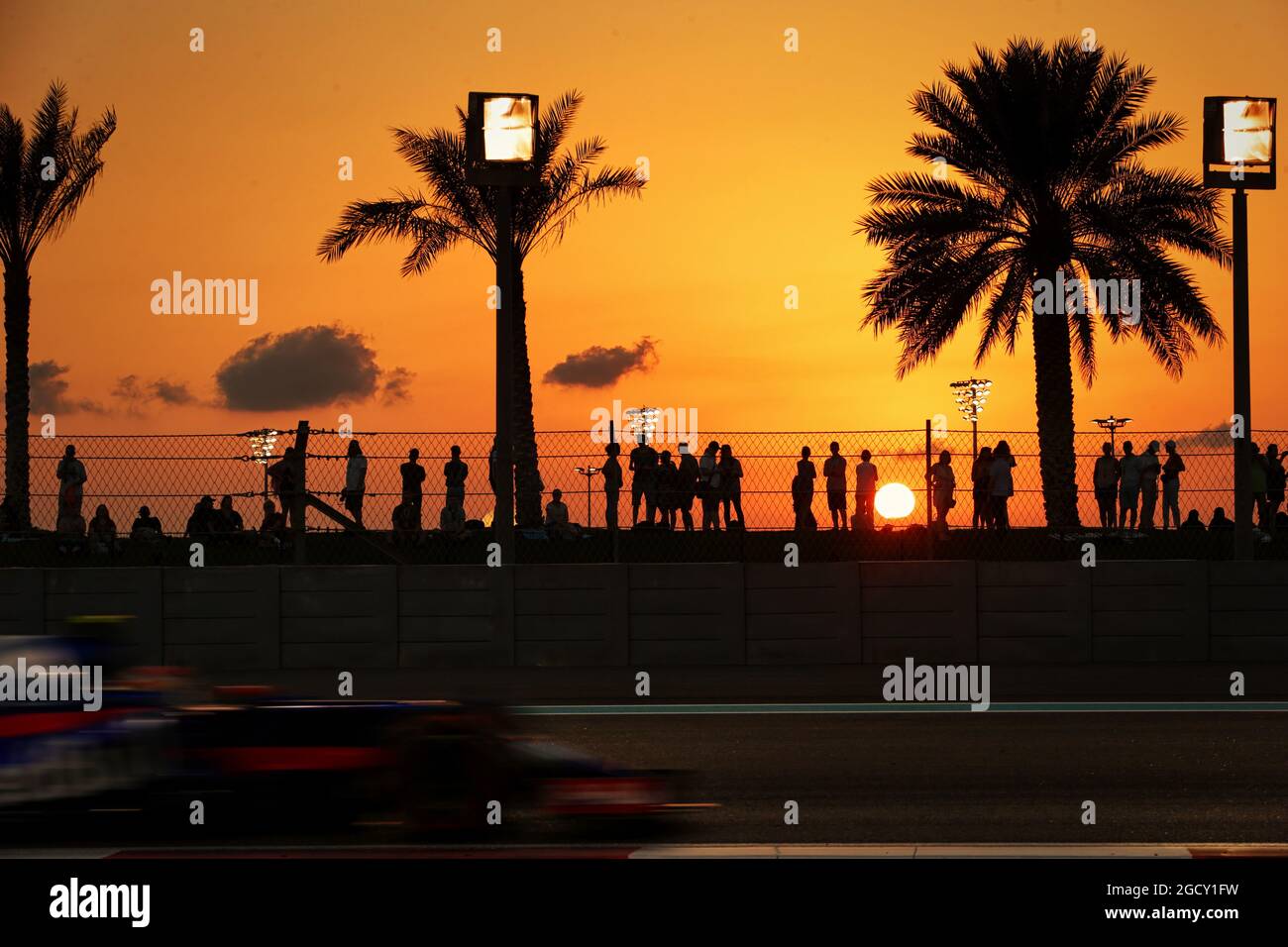 Pierre Gasly (FRA) Scuderia Toro Rosso STR12. Abu Dhabi Grand Prix ...