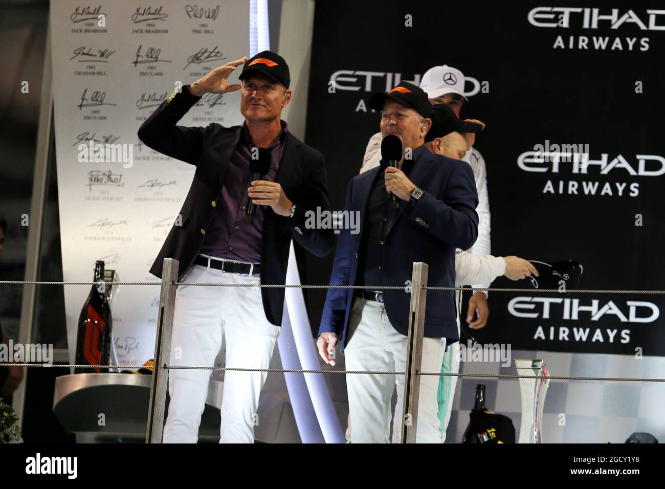 Sky sports commentator on podium new f1 logo caps hi-res stock ...