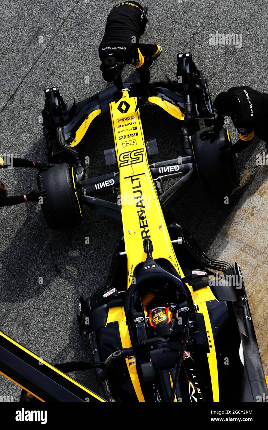 Carlos Sainz Jr (ESP) Renault Sport F1 Team RS18. Formula One Testing ...