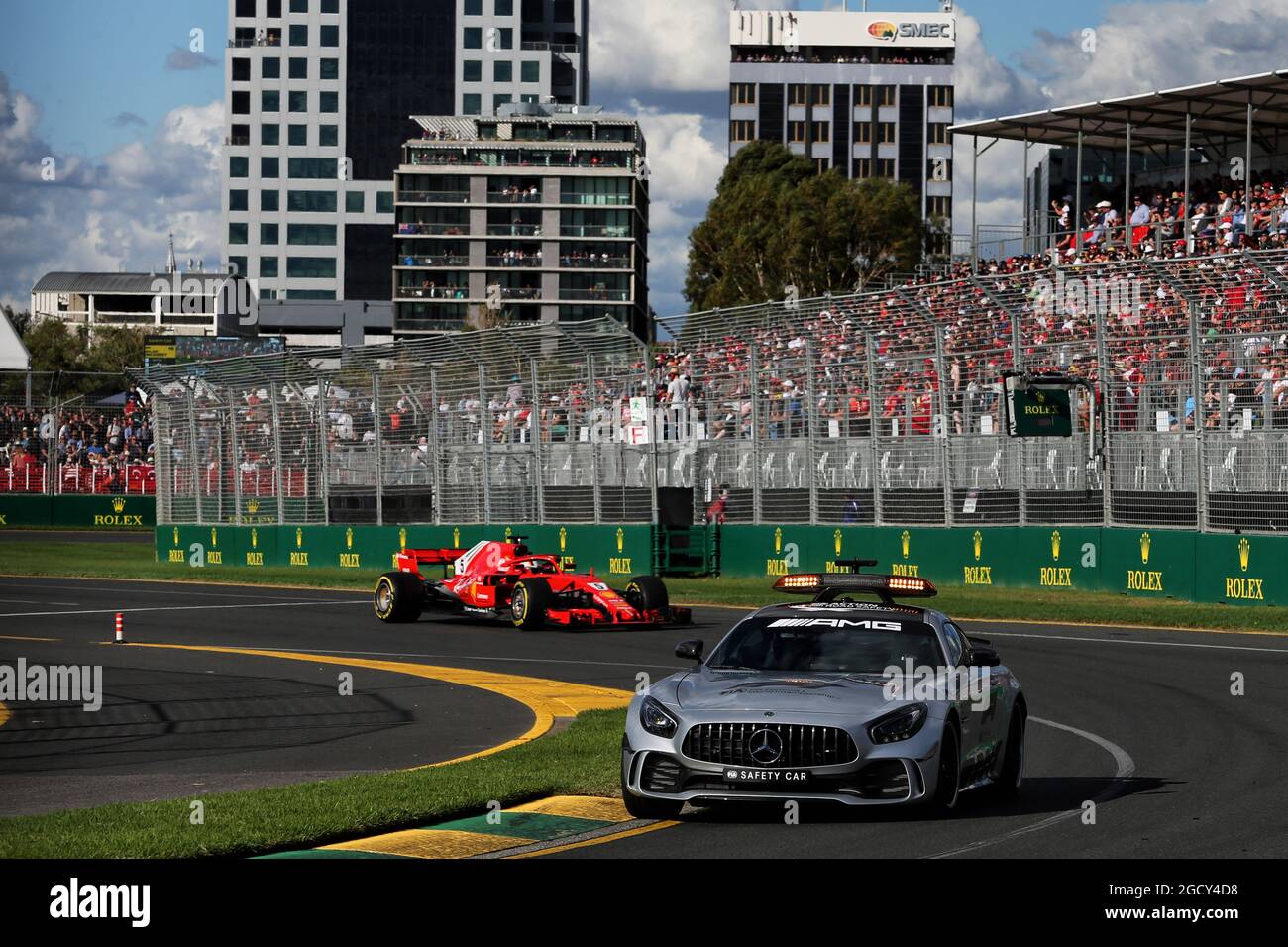 Melbourne grand prix circuit car track hi-res stock photography and ...