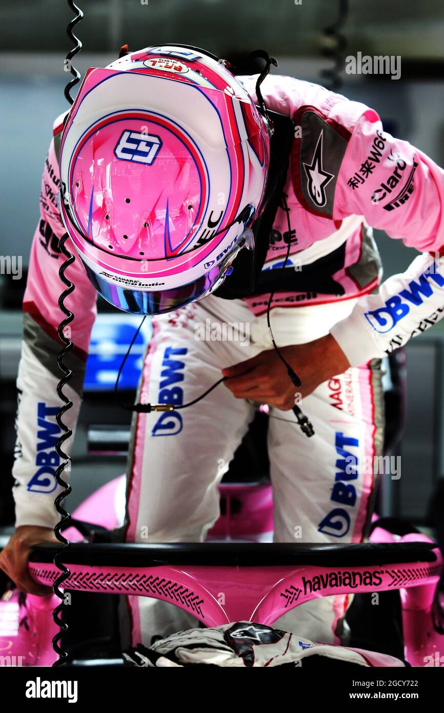 George russell formula 1 racing driver hi-res stock photography and ...