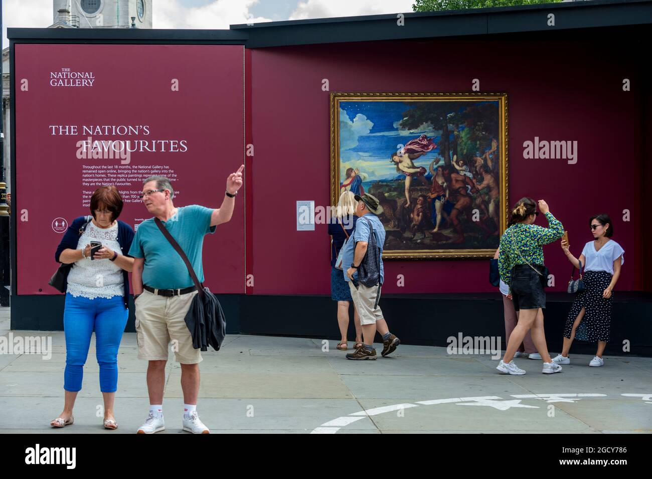 Festival square van gogh hi-res stock photography and images - Alamy