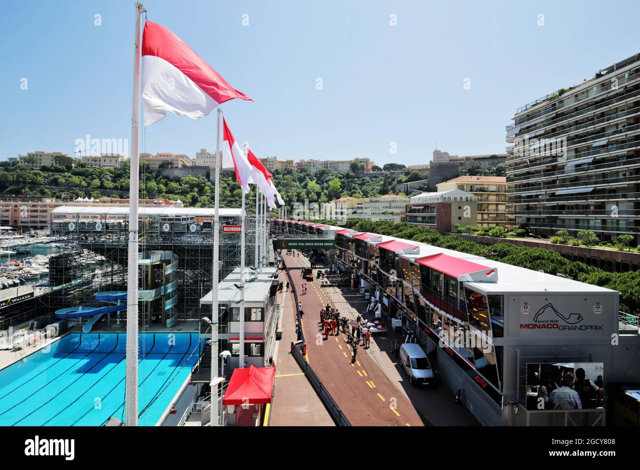 The Monaco swimming pool and pits. Monaco Grand Prix, Friday 25th May ...