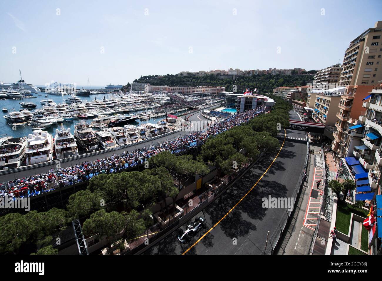 Lewis Hamilton (GBR) Mercedes AMG F1 W09. Monaco Grand Prix, Saturday ...