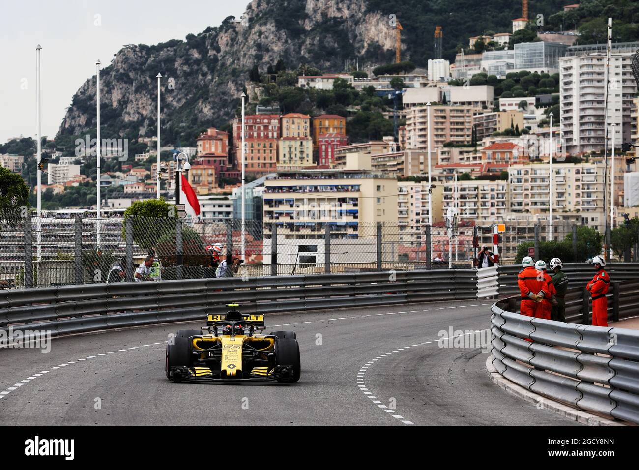 Carlos Sainz Jr (ESP) Renault Sport F1 Team RS18. Monaco Grand Prix ...