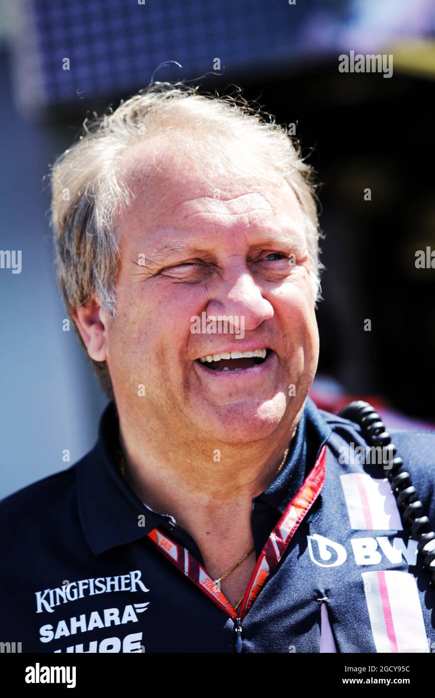 Robert fernley hi-res stock photography and images - Alamy