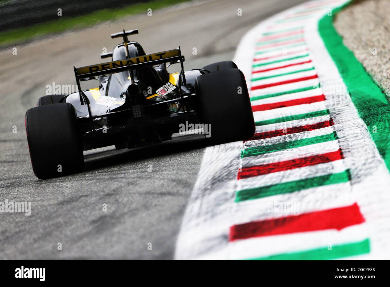Nico Hulkenberg (GER) Renault Sport F1 Team RS18. Italian Grand Prix, Friday 31st August 2018 ...