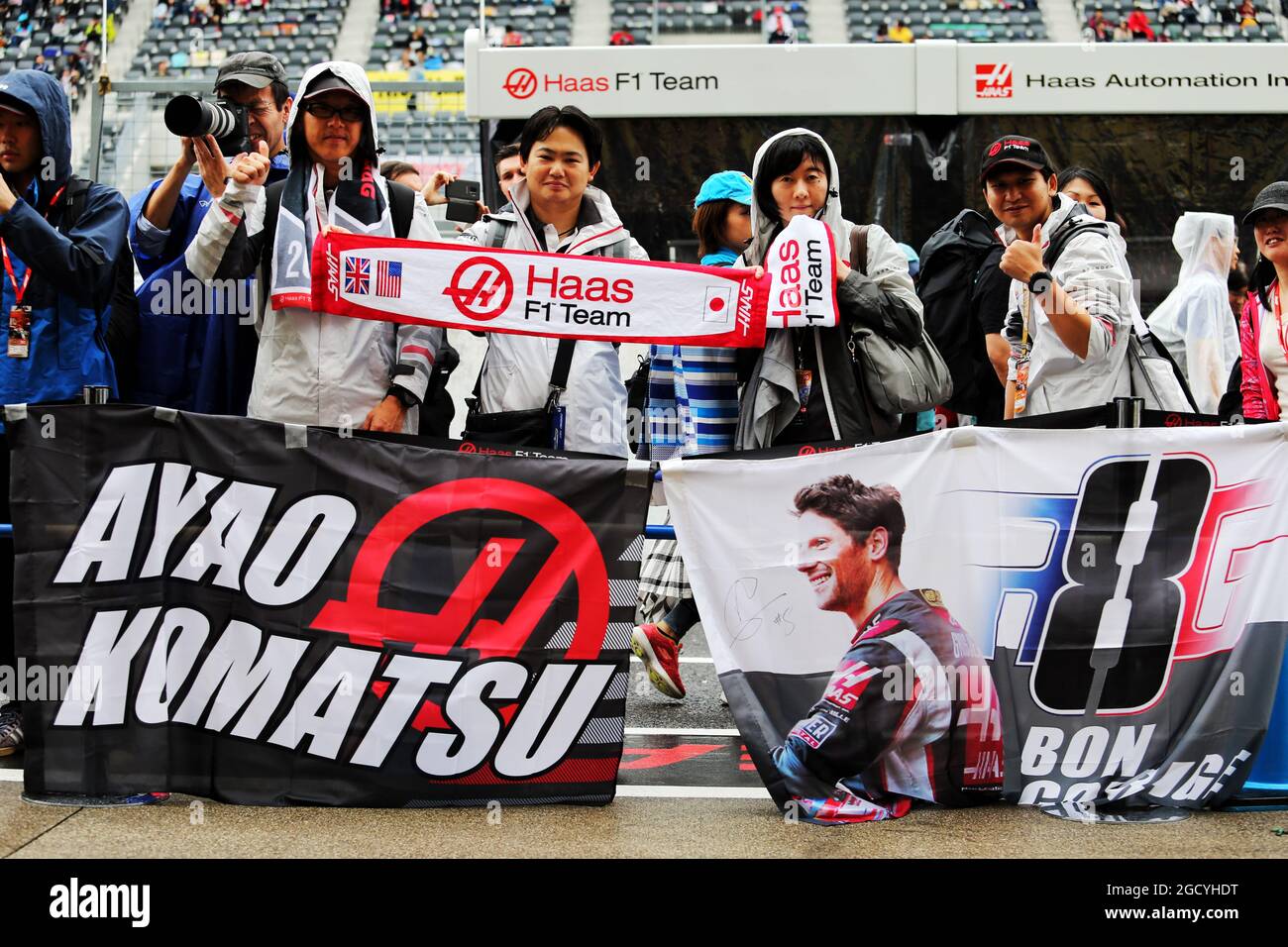 Formula one fans haas hi-res stock photography and images - Alamy