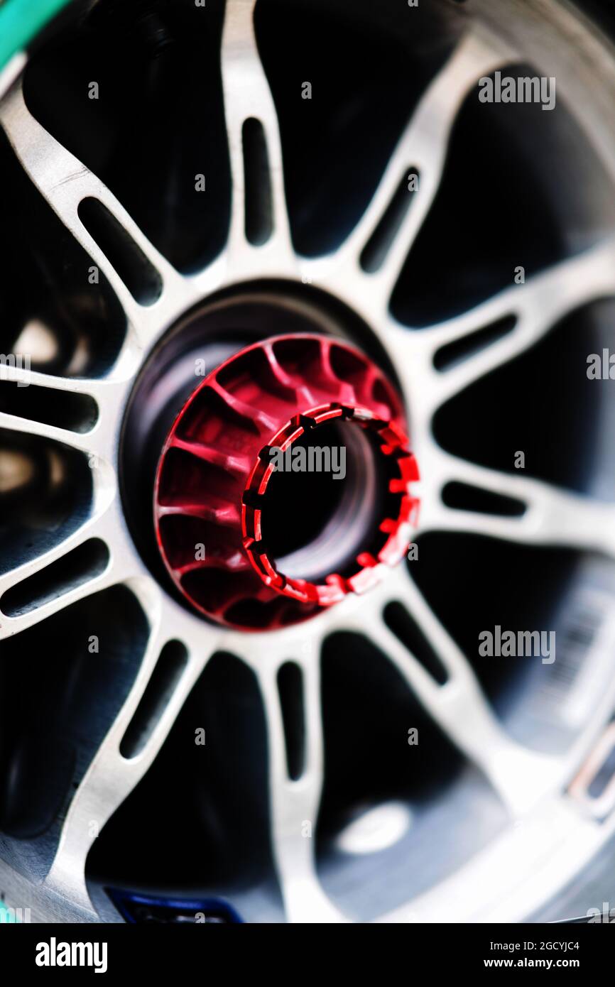 Mercedes AMG F1 wheel. United States Grand Prix, Thursday 18th October ...