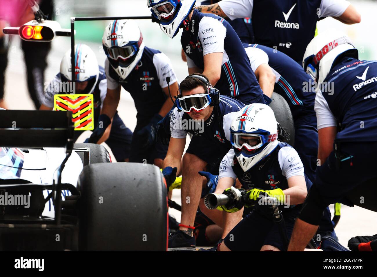 Pit stop hi-res stock photography and images - Alamy