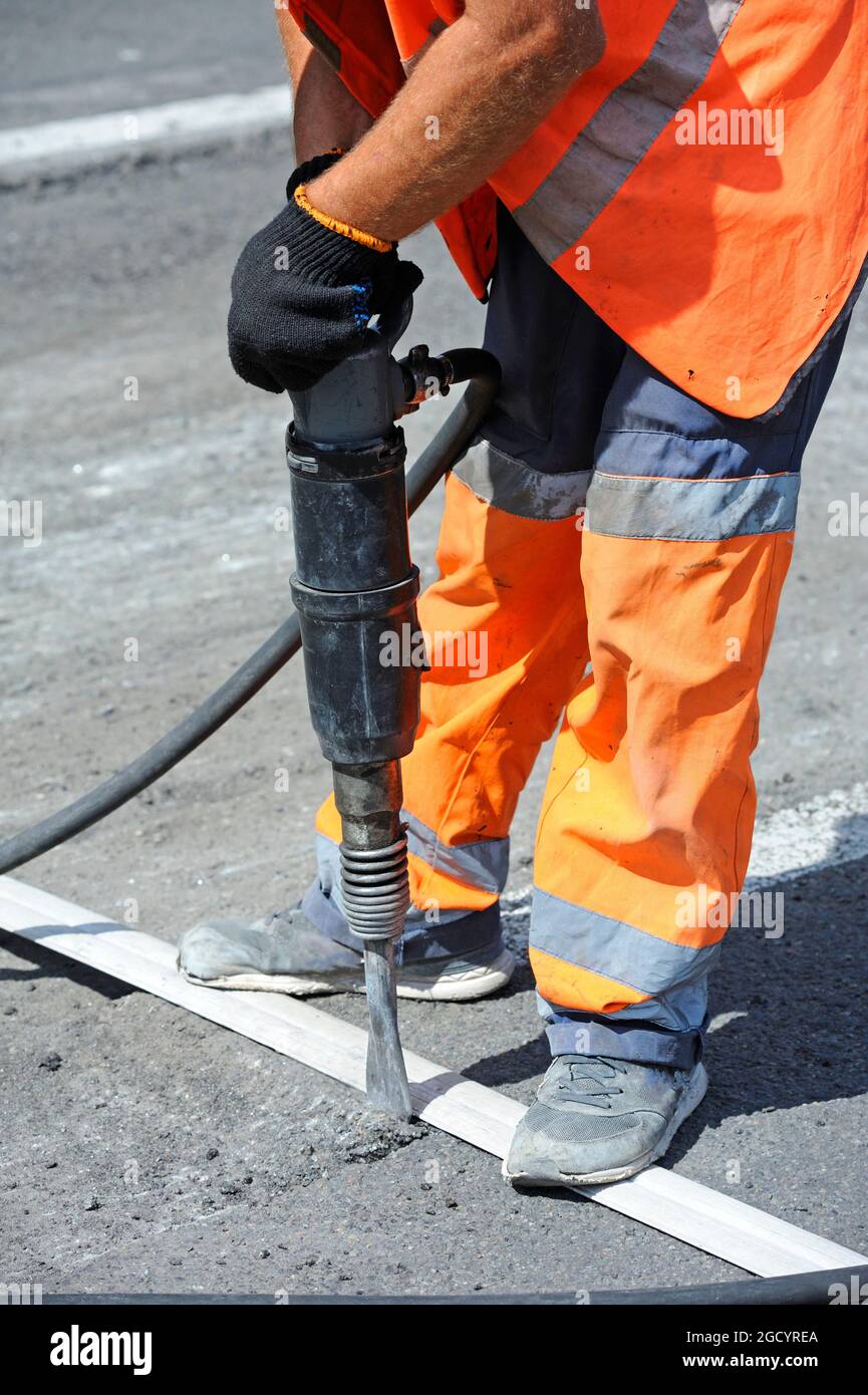 Machine lay concrete hi-res stock photography and images - Alamy