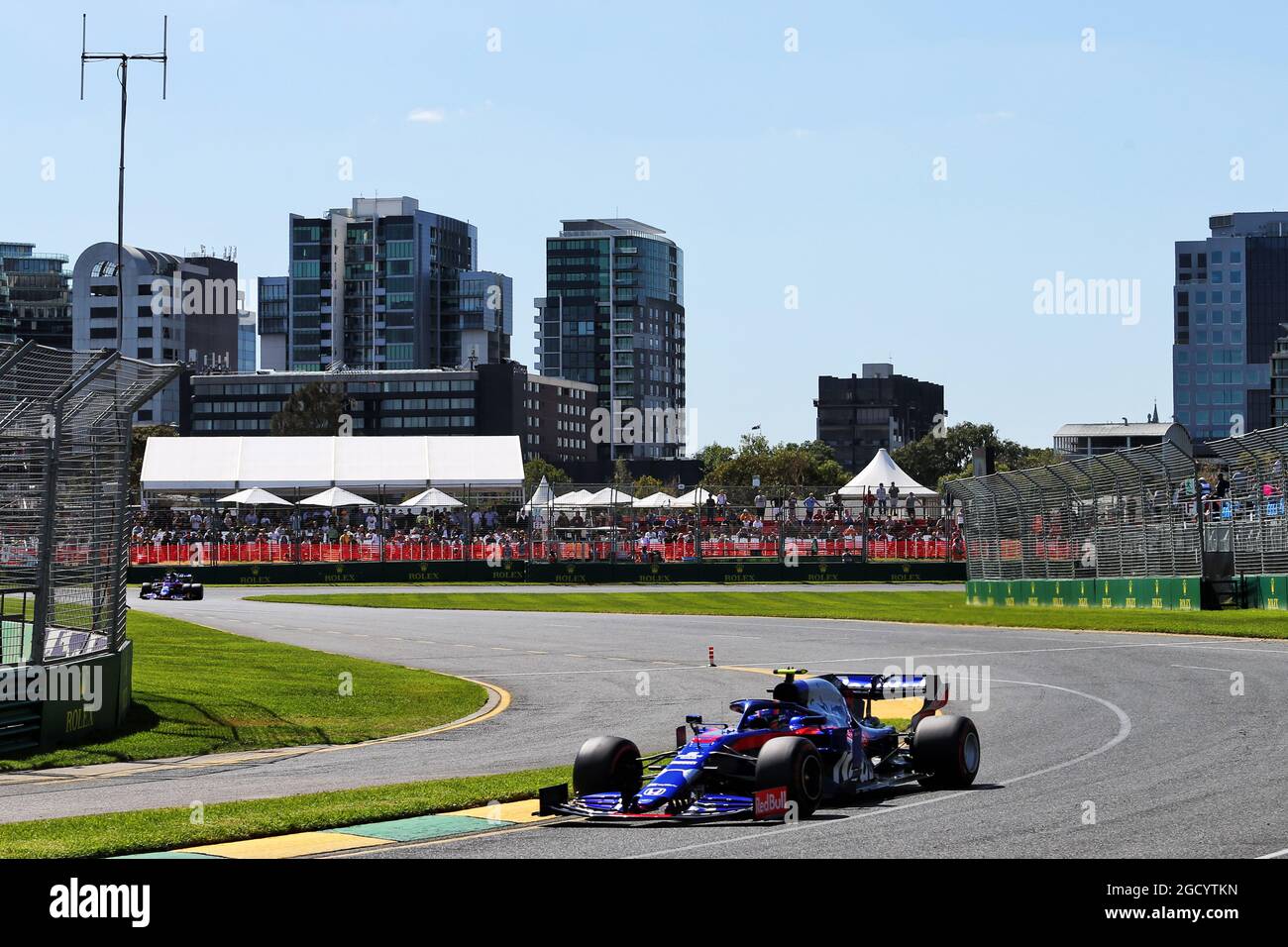 Alexander Albon (THA) Scuderia Toro Rosso STR14. Australian Grand Prix ...