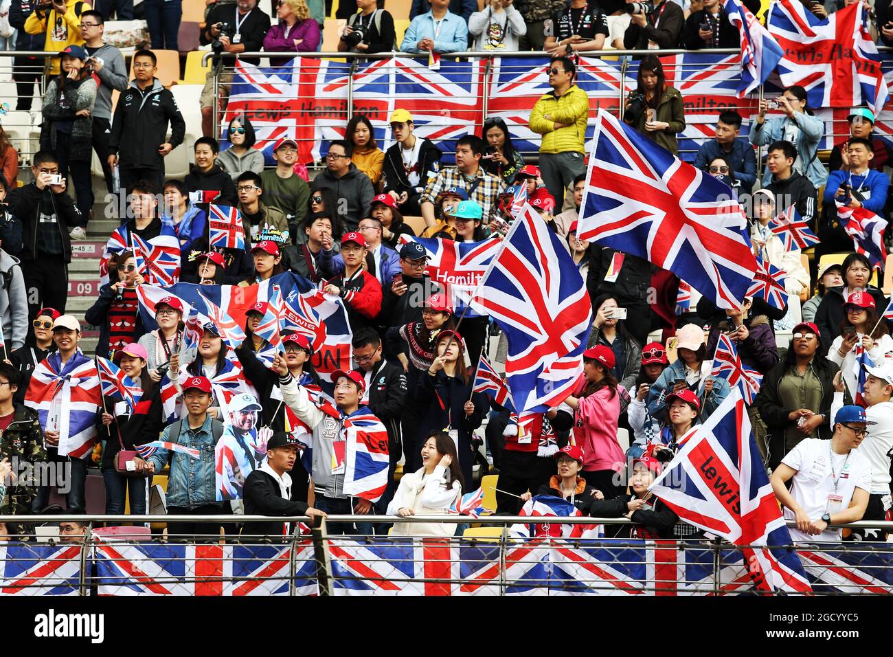 Lewis Hamilton (GBR) Mercedes AMG F1 fans in the grandstand. Chinese ...