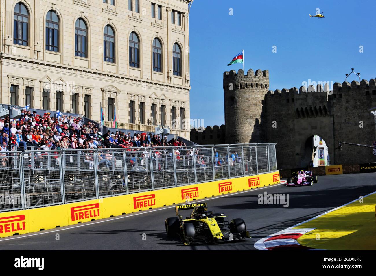 Daniel Ricciardo (AUS) Renault F1 Team RS19. Azerbaijan Grand Prix ...