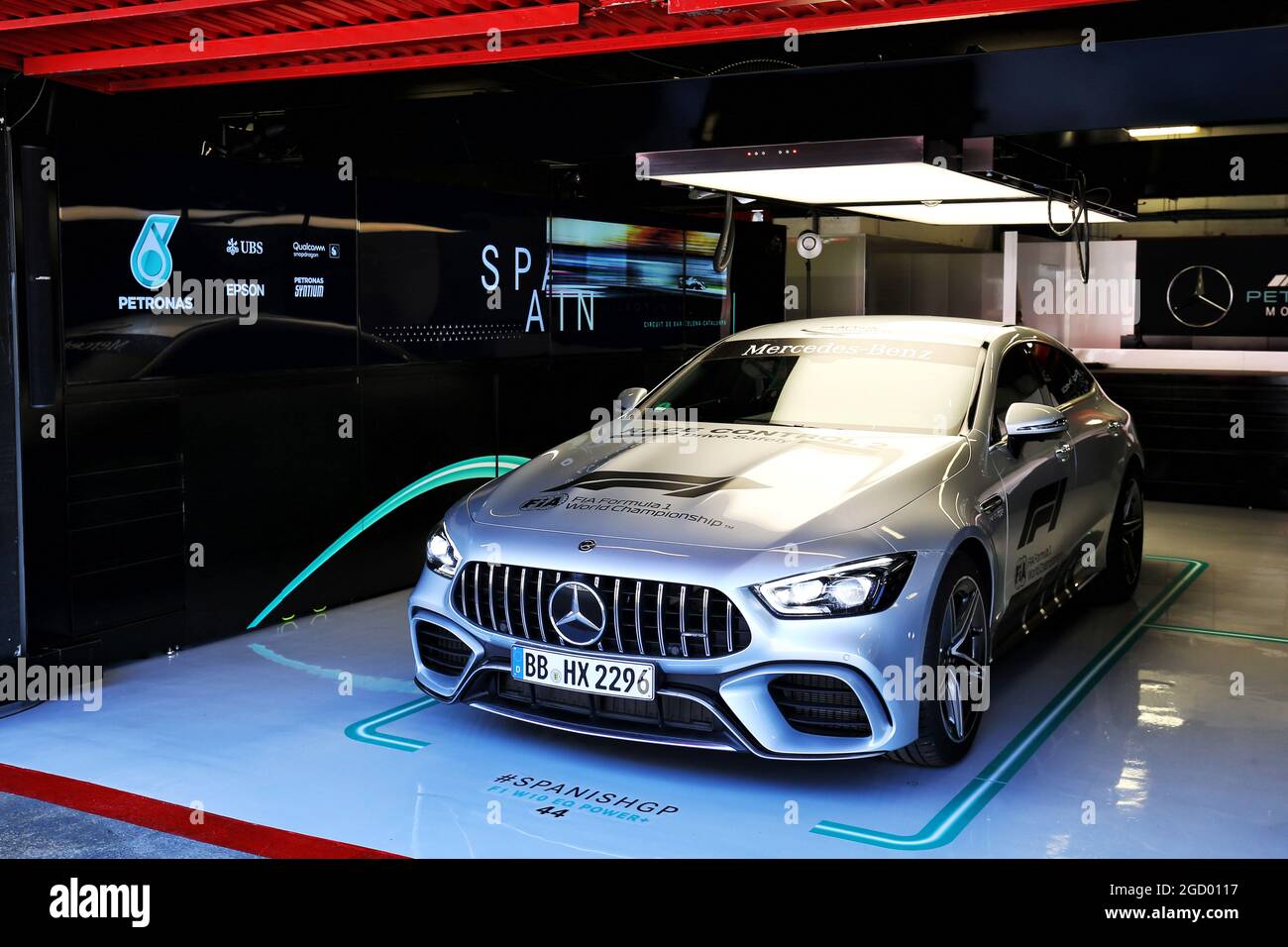 Mercedes race control vehicle in pit garage of lewis hamilton hi-res ...