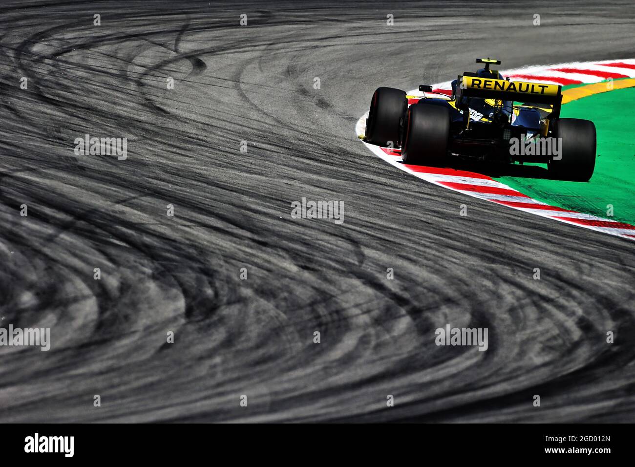 Nico Hulkenberg (GER) Renault F1 Team RS19. Spanish Grand Prix, Friday ...